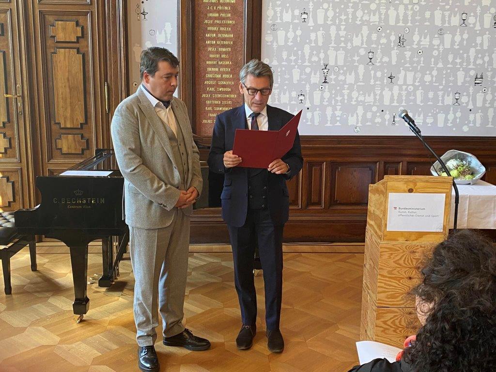 vof.at | Karl-Michael Ebner mit Berufstitel „Professor“ geehrt